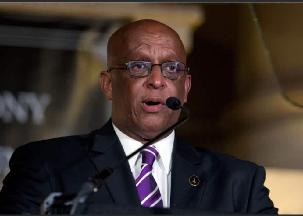 Mayor begs criminals to stop shooting so they have beds for virus patients