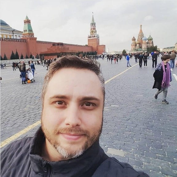 California Secession Founder Lives in Russia!