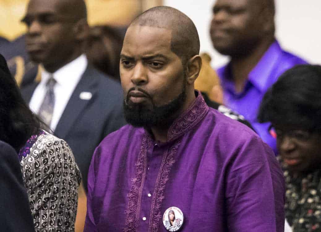 Ex-pimp gets 150K city contract for his 'genius' in de-escalation, and more