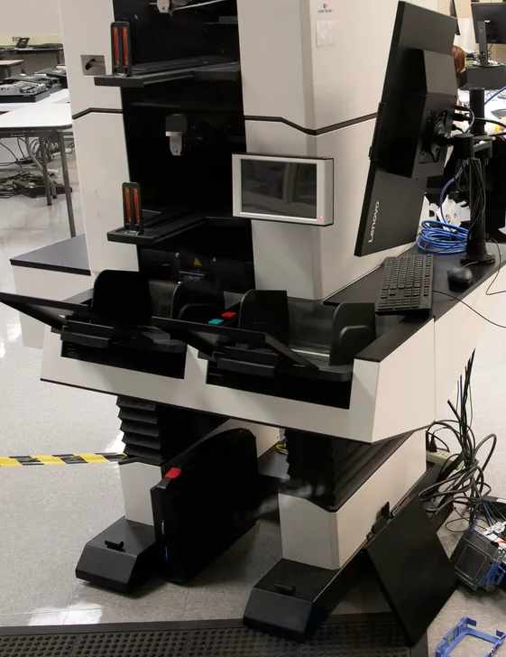 Arizona Republican Candidates Sue to Stop Voting Tabulation Machine Use