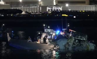 Fmr. Air Traffic Controller: DC Crash Was 100% Controller's Fault ...